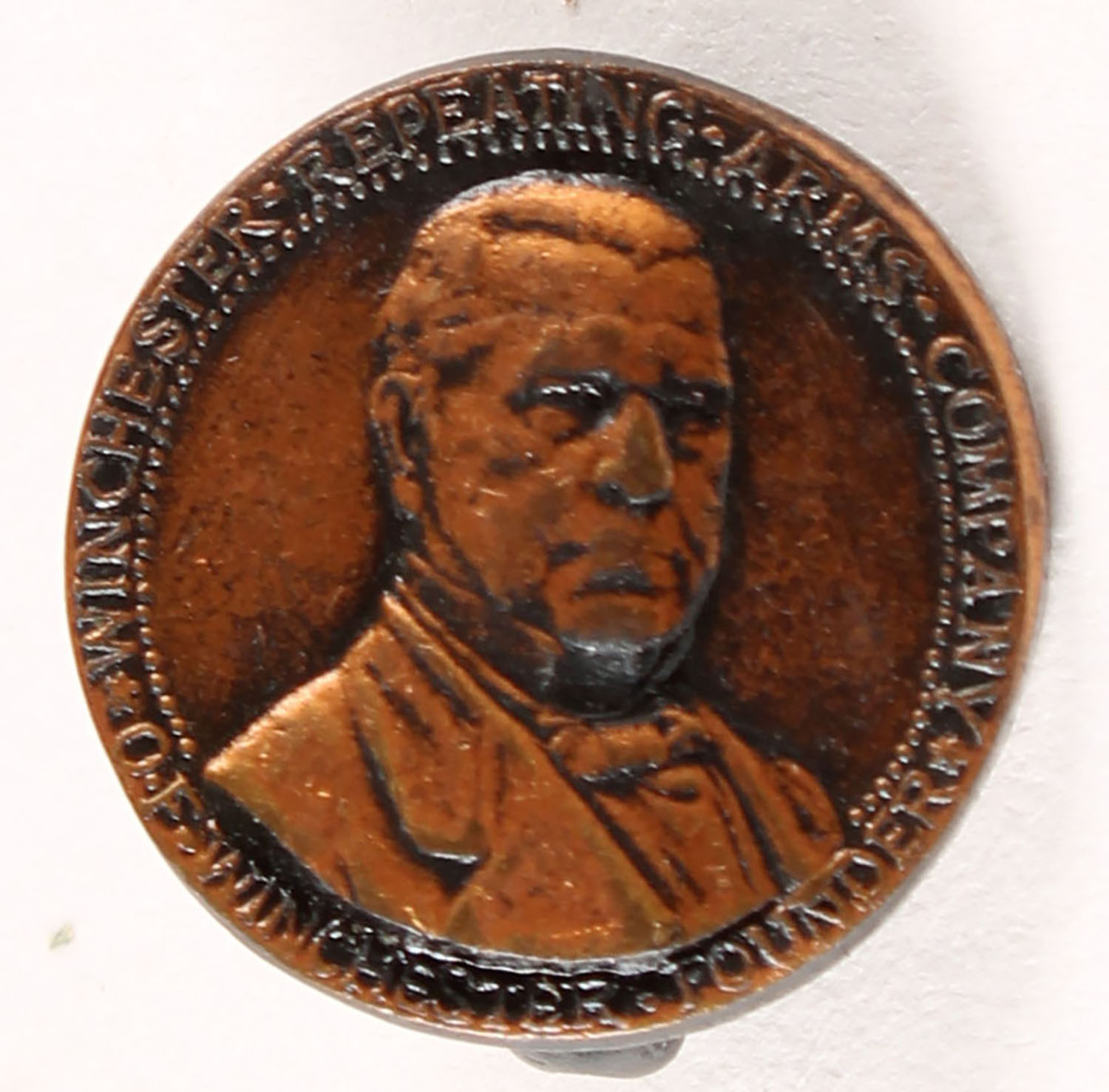 Item # 90253 (Ended 2025-08-22 17:00:00) - RARE! Small Winchester pinback, nice and clean, no ...